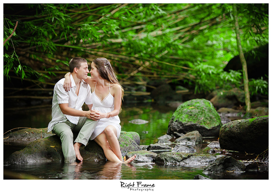 Oahu Engagement Photographers Nicole By Right Frame Photography