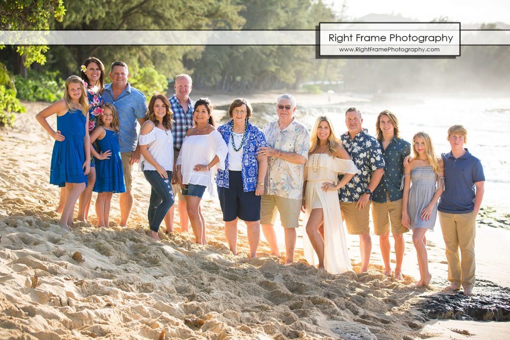 Oahu Large Group Family Photography by RIGHT FRAME PHOTOGRAPHY