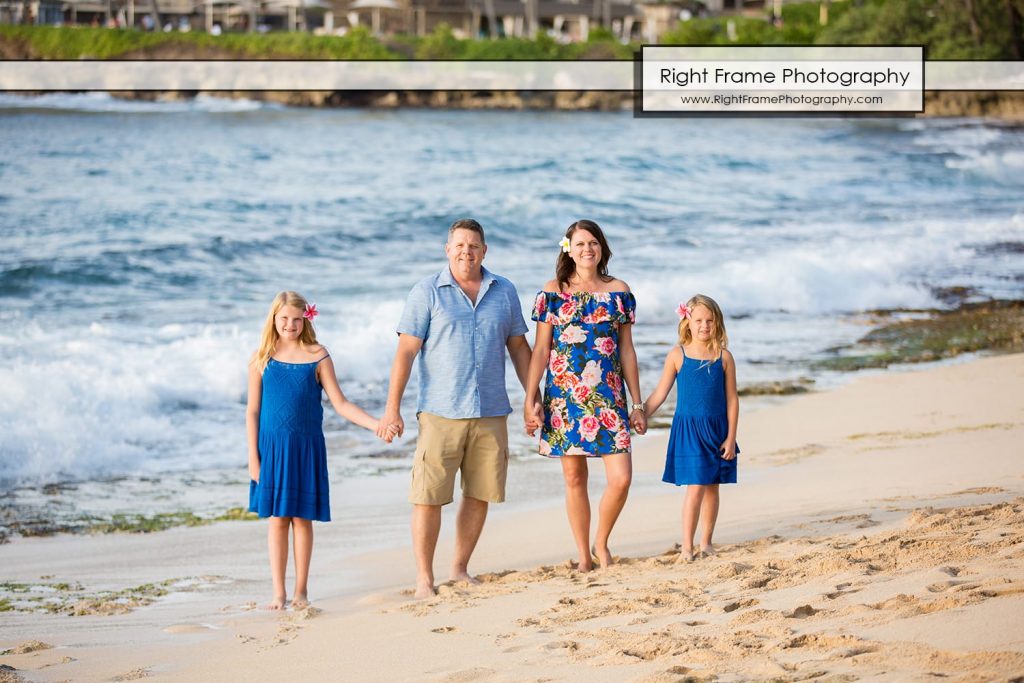 Oahu Large Group Family Photography by RIGHT FRAME PHOTOGRAPHY