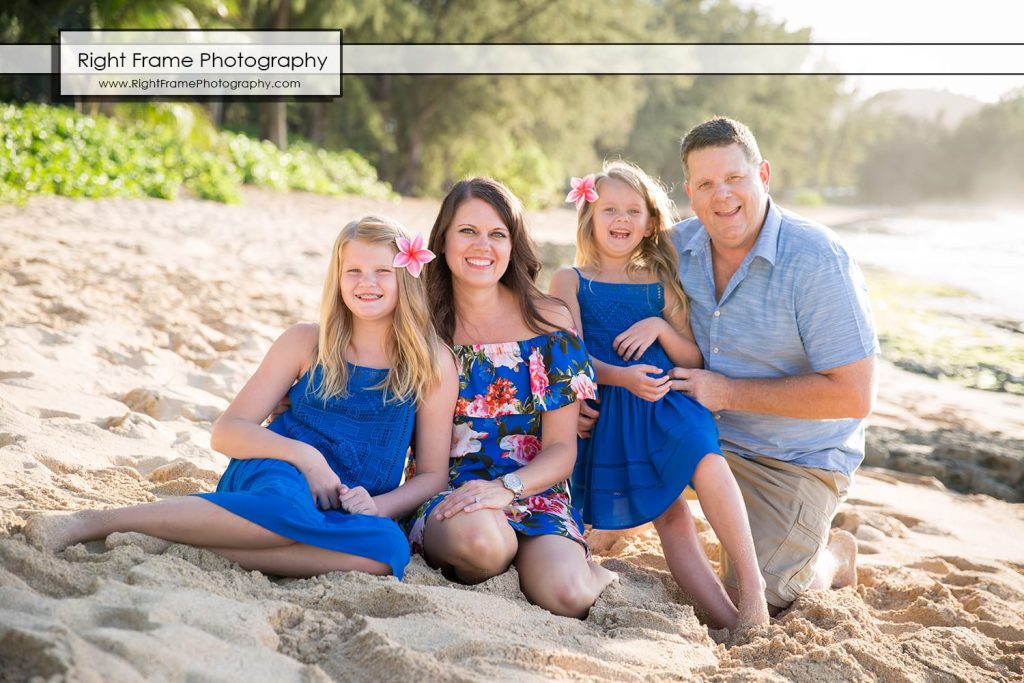 Oahu Large Group Family Photography by RIGHT FRAME PHOTOGRAPHY
